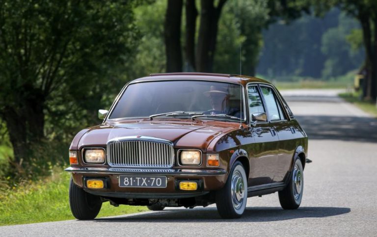 Leden en hun auto – Austin Morris Riley Wolseley Register